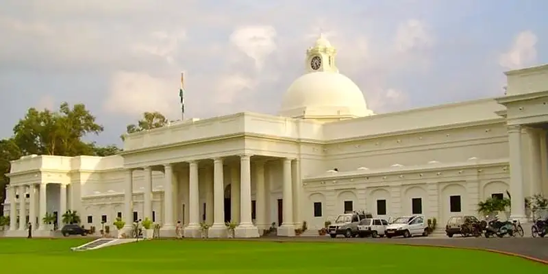 JEE Advanced 2026 candidate data briefly exposed, IIT Roorkee ...