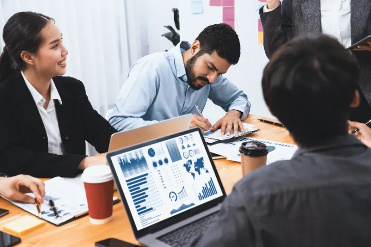 Job Market Insights: Analysis and Trends in the Job Market, Salary ...