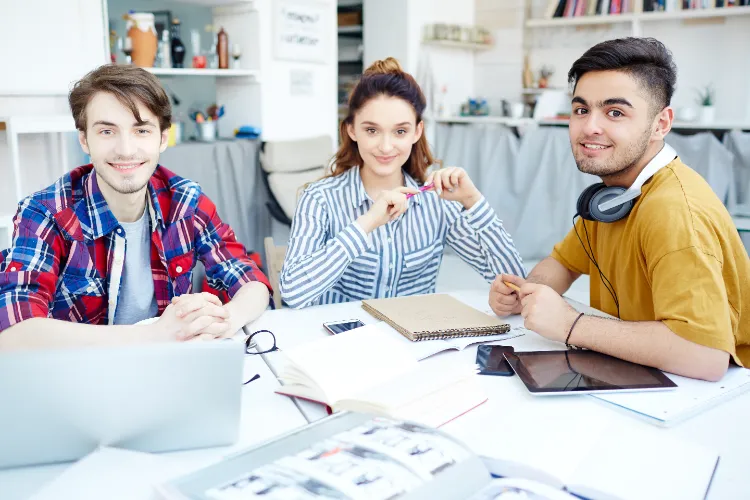 How academia-industry partnerships are facilitating better student ...